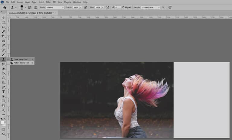 how to extend background in photoshop